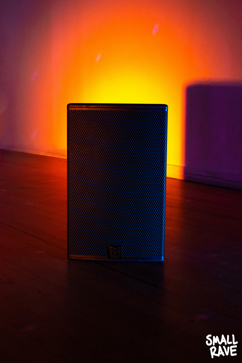 MARTIN AUDIO XP12 POWERED PA SPEAKER – SMALL RAVE