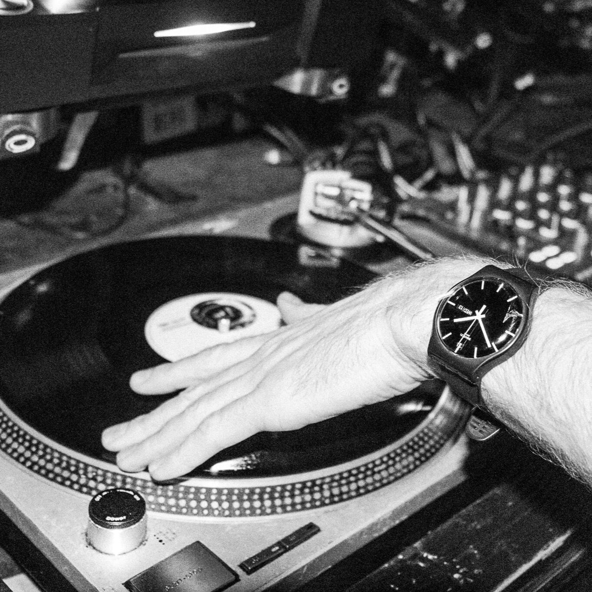 XS RAVE Kids DJ Lessons – SMALL RAVE